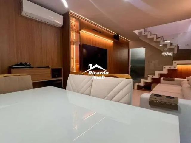 Casa / Sobrado para Venda em Lauro de Freitas/BA Buraquinho 4 Quartos