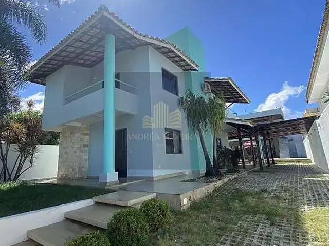 Casa / Sobrado para Venda em Lauro de Freitas/BA Buraquinho 4 Quartos