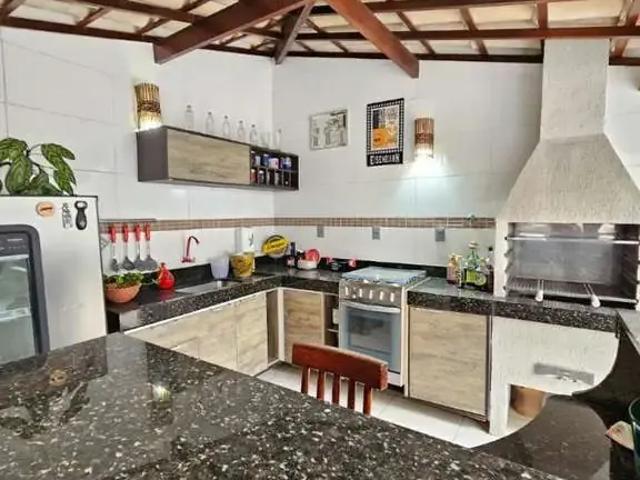 Casa / Sobrado para Venda em Lauro de Freitas/BA Buraquinho 4 Quartos
