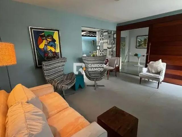Casa / Sobrado para Venda em Lauro de Freitas/BA Buraquinho 4 Quartos