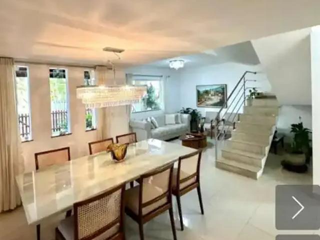 Casa / Sobrado para Venda em Lauro de Freitas/BA Buraquinho 4 Quartos