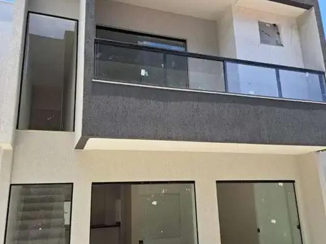 Casa / Sobrado para Venda em Lauro de Freitas/BA Buraquinho 4 Quartos