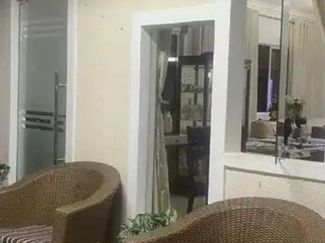 Casa / Sobrado para Venda em Lauro de Freitas/BA Buraquinho 4 Quartos