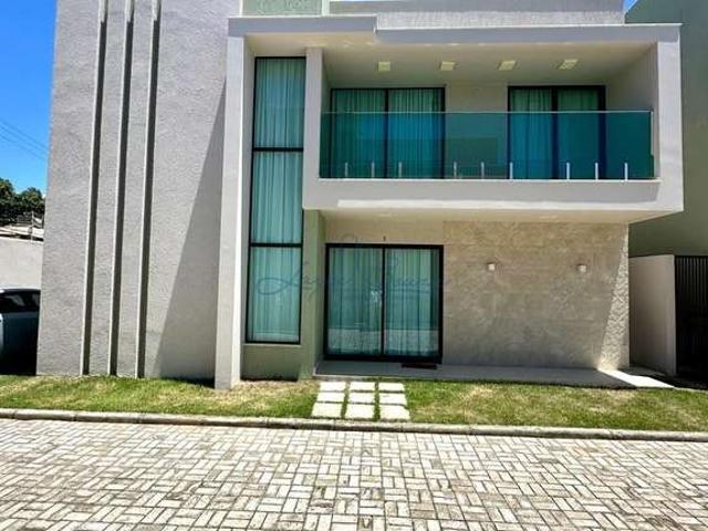 Casa / Sobrado para Venda em Lauro de Freitas/BA Buraquinho 4 Quartos
