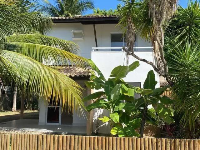 Casa / Sobrado para Venda em Lauro de Freitas/BA Buraquinho 4 Quartos