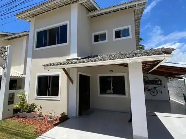 Casa / Sobrado para Venda em Lauro de Freitas/BA Buraquinho 4 Quartos