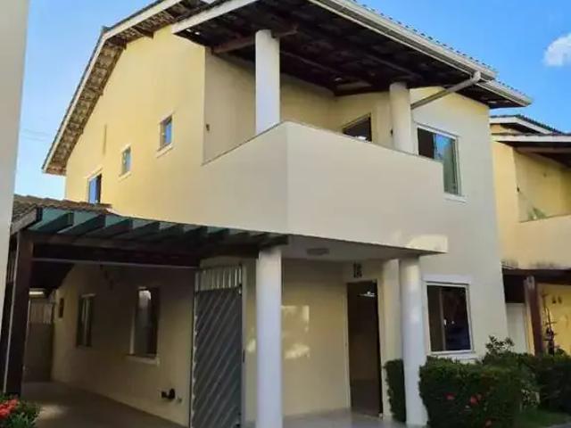 Casa / Sobrado para Venda em Lauro de Freitas/BA Buraquinho 4 Quartos