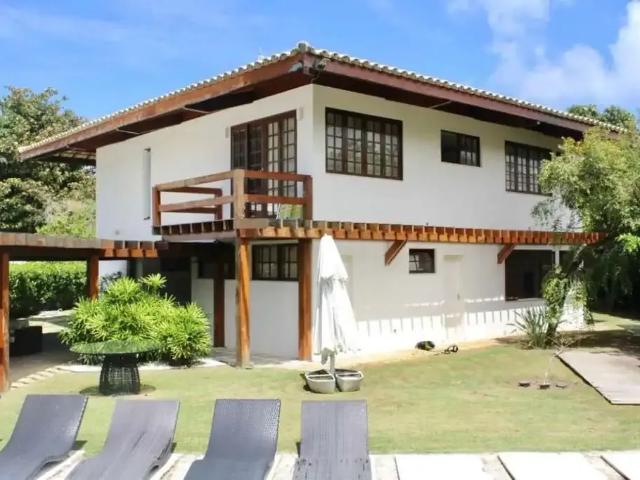 Casa / Sobrado para Venda em Lauro de Freitas/BA Buraquinho 4 Quartos
