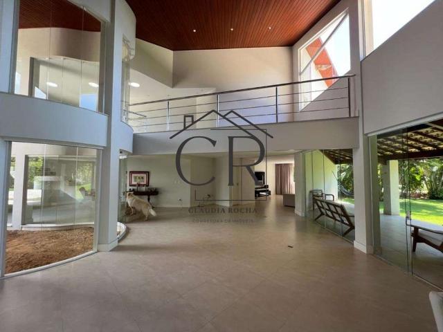 Casa / Sobrado para Venda em Lauro de Freitas/BA Buraquinho 6 Quartos