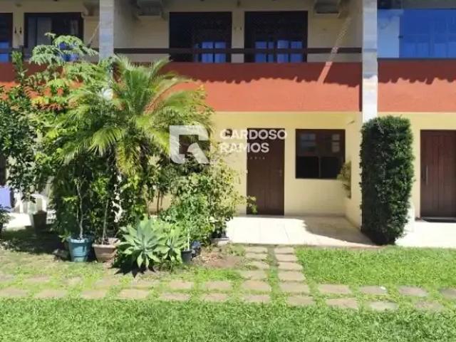 Casa / Sobrado para Venda em Lauro de Freitas/BA Buraquinho