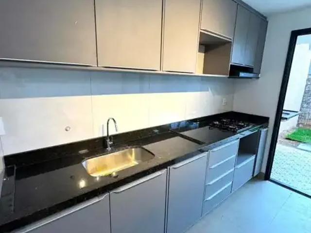 Casa / Sobrado para Venda em Lauro de Freitas/BA Buraquinho 2 Quartos