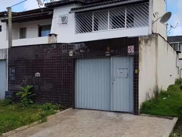 Casa / Sobrado para Venda em Lauro de Freitas/BA Buraquinho 3 Quartos