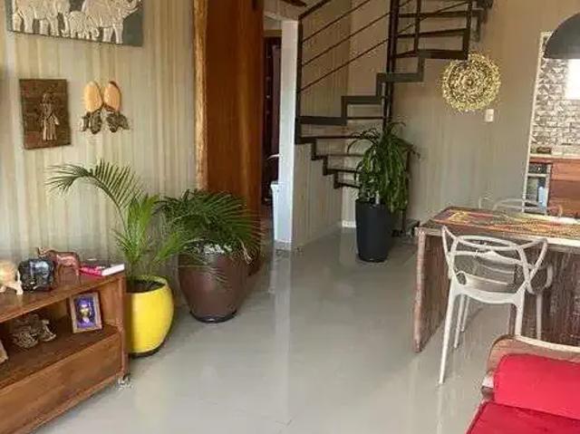 Casa / Sobrado para Venda em Lauro de Freitas/BA Buraquinho 3 Quartos