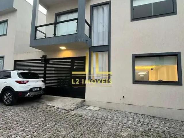 Casa / Sobrado para Venda em Lauro de Freitas/BA Buraquinho 3 Quartos