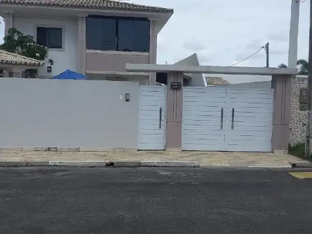 Casa / Sobrado para Venda em Lauro de Freitas/BA Buraquinho 3 Quartos