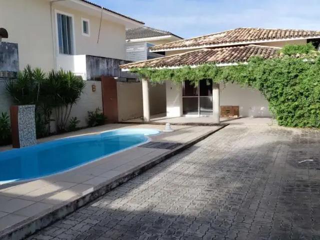 Casa / Sobrado para Venda em Lauro de Freitas/BA Buraquinho 3 Quartos