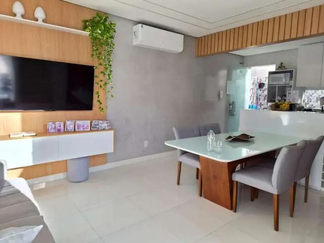 Casa / Sobrado para Venda em Lauro de Freitas/BA Buraquinho 3 Quartos