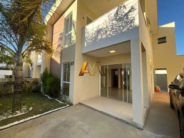 Casa / Sobrado para Venda em Lauro de Freitas/BA Buraquinho 3 Quartos