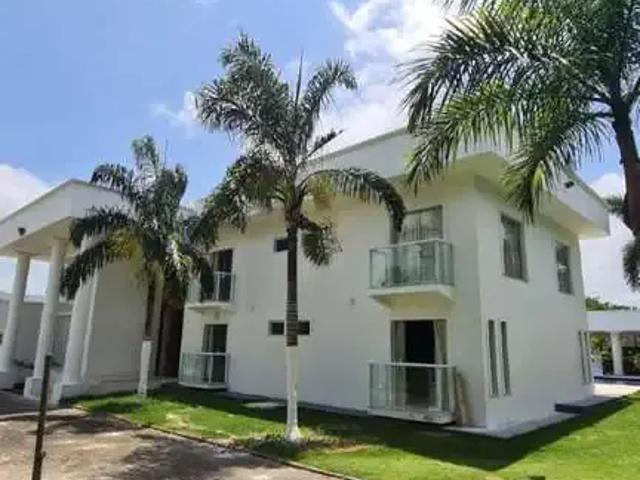 Casa / Sobrado para Venda em Lauro de Freitas/BA Encontro das Águas 8 Quartos