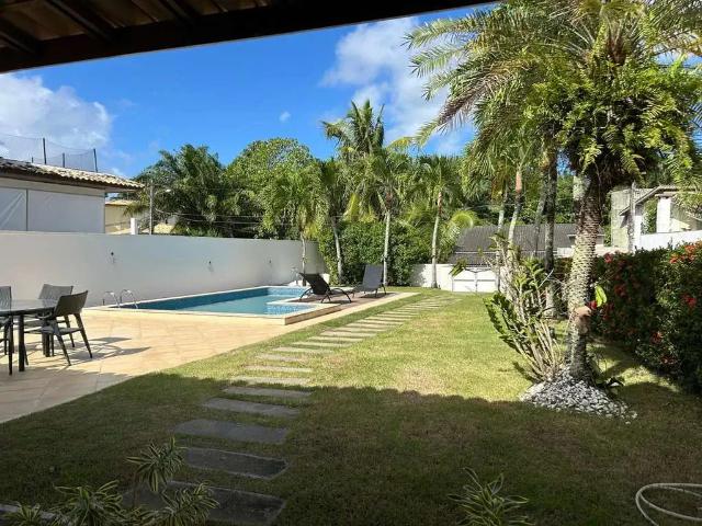 Casa / Sobrado para Venda em Lauro de Freitas/BA Estrada do Coco 4 Quartos