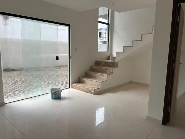 Casa / Sobrado para Venda em Lauro de Freitas/BA Ipitanga 3 Quartos