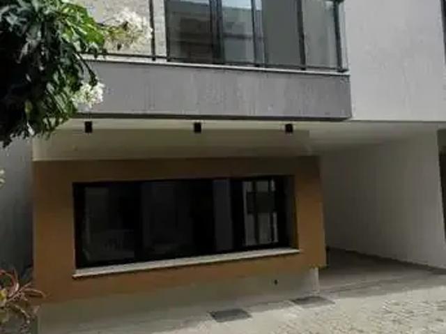 Casa / Sobrado para Venda em Lauro de Freitas/BA Ipitanga 3 Quartos