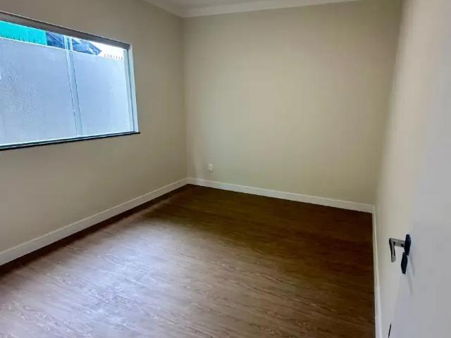 Casa / Sobrado para Venda em Lauro de Freitas/BA Ipitanga 4 Quartos