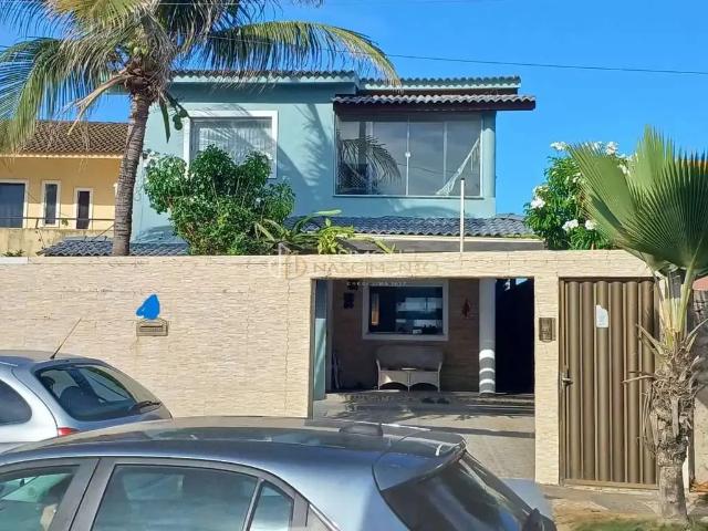 Casa / Sobrado para Venda em Lauro de Freitas/BA Ipitanga 5 Quartos