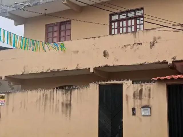 Casa / Sobrado para Venda em Lauro de Freitas/BA Itingá 3 Quartos