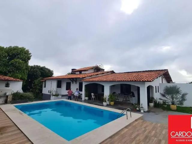 Casa / Sobrado para Venda em Lauro de Freitas/BA Itingá 5 Quartos