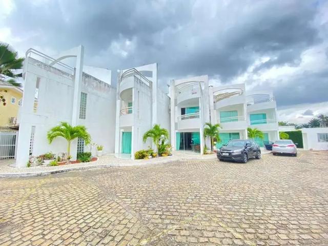 Casa / Sobrado para Venda em Lauro de Freitas/BA Miragem 4 Quartos