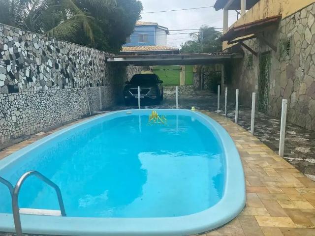 Casa / Sobrado para Venda em Lauro de Freitas/BA Parque Jockey Clube 8 Quartos