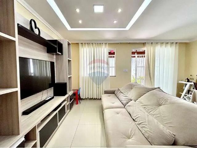 Casa / Sobrado para Venda em Lauro de Freitas/BA Parque Jockey Clube 3 Quartos