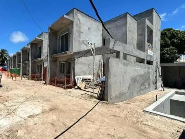 Casa / Sobrado para Venda em Lauro de Freitas/BA Pitangueiras 3 Quartos