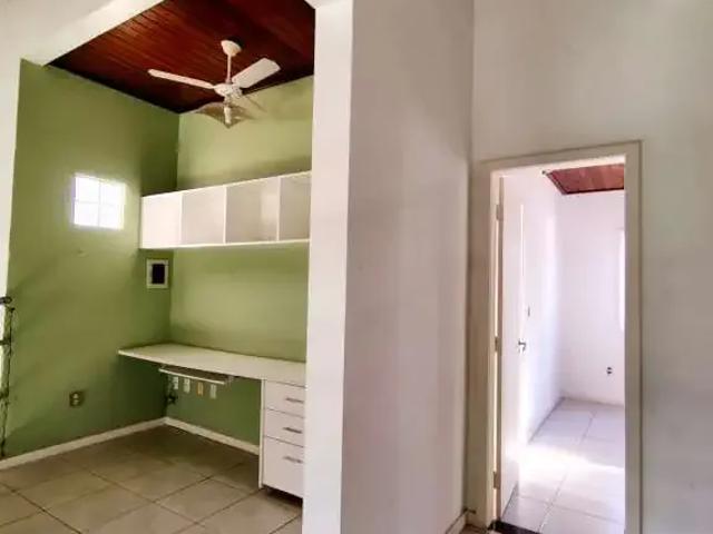 Casa / Sobrado para Venda em Lauro de Freitas/BA Pitangueiras 5 Quartos
