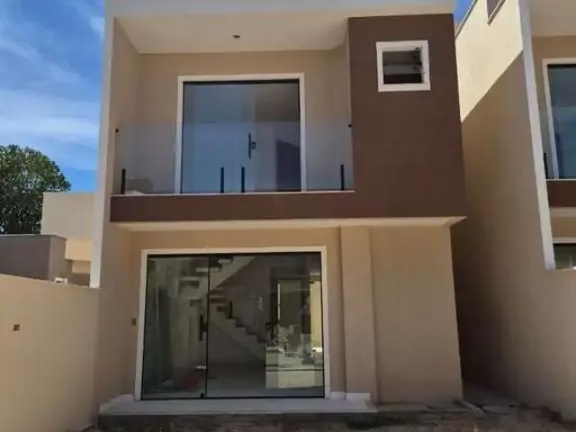 Casa / Sobrado para Venda em Lauro de Freitas/BA Recreio Ipitanga 4 Quartos