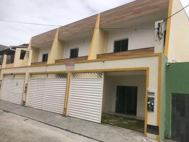 Casa / Sobrado para Venda em Lauro de Freitas/BA Vila Praiana 4 Quartos