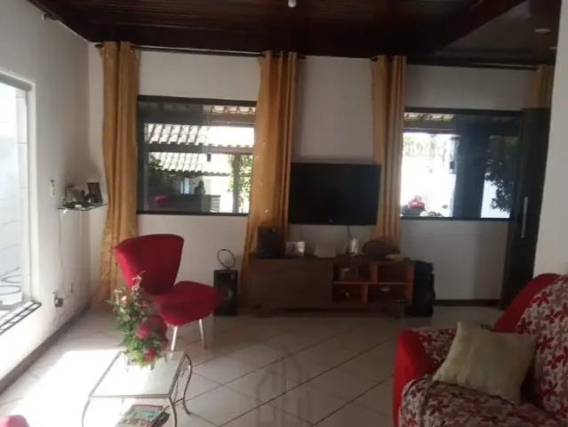 Casa / Sobrado para Venda em Lauro de Freitas/BA Vila Praiana 6 Quartos