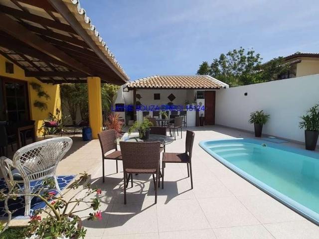Casa / Sobrado para Venda em Lauro de Freitas/BA Vilas do Atlantico 4 Quartos