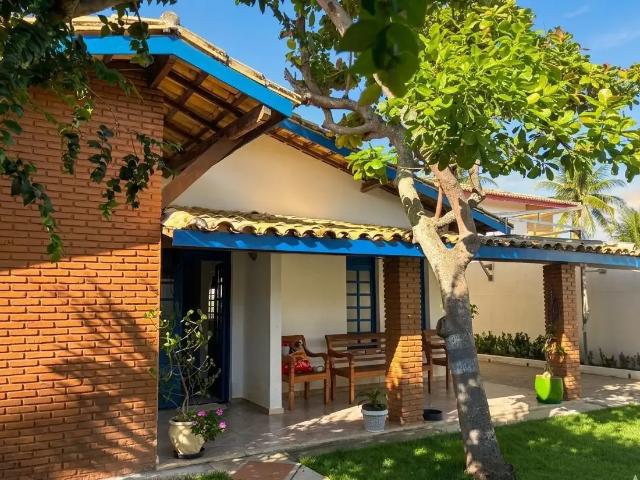 Casa / Sobrado para Venda em Lauro de Freitas/BA Vilas do Atlantico 4 Quartos