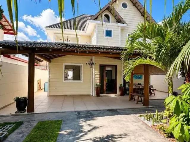 Casa / Sobrado para Venda em Lauro de Freitas/BA Vilas do Atlantico 4 Quartos