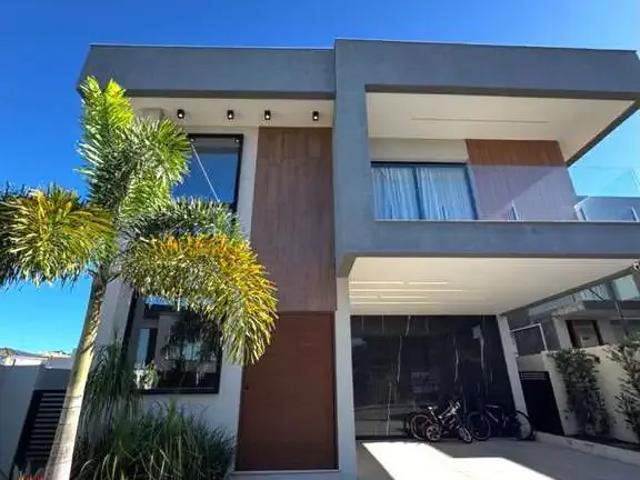 Casa / Sobrado para Venda em Lauro de Freitas/BA Vilas do Atlantico 4 Quartos