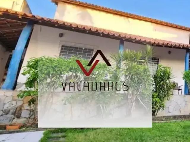 Casa / Sobrado para Venda em Lauro de Freitas/BA Vilas do Atlantico 4 Quartos