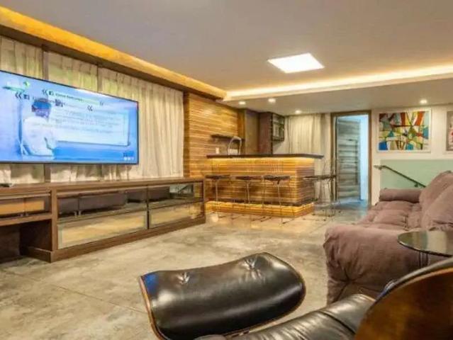 Casa / Sobrado para Venda em Lauro de Freitas/BA Vilas do Atlantico 5 Quartos
