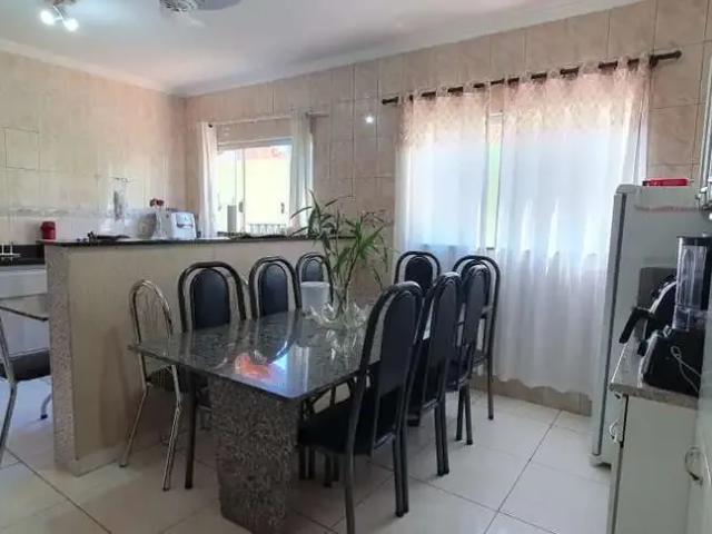 Casa / Sobrado para Venda em Leme/SP Cidade Jardim 3 Quartos