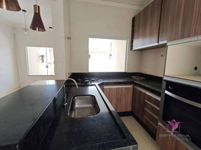 Casa / Sobrado para Venda em Leme/SP Cidade Jardim 3 Quartos