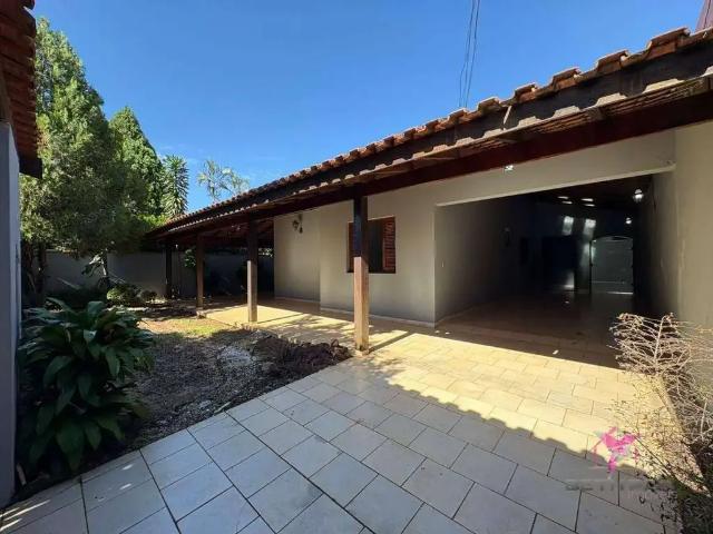 Casa / Sobrado para Venda em Leme/SP Jardim do Bosque 3 Quartos