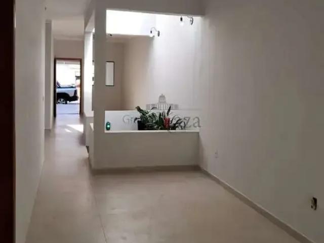 Casa / Sobrado para Venda em Leme/SP Jardim Residencial Santa Carolina 3 Quartos