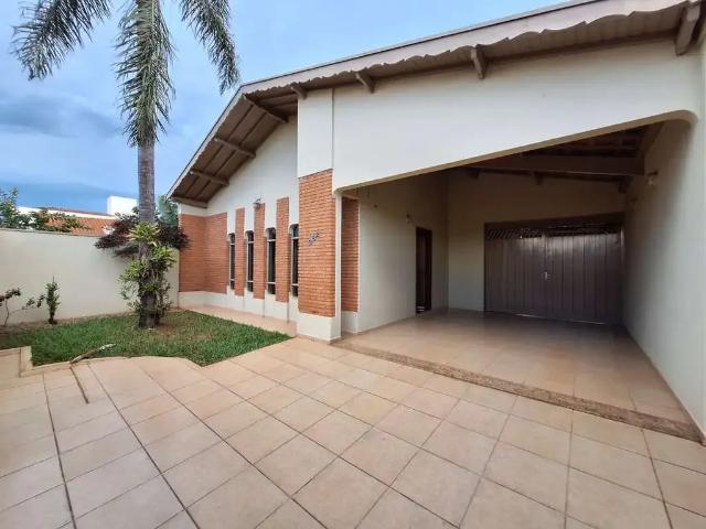Casa / Sobrado para Venda em Leme/SP Vila Bela Vista 3 Quartos