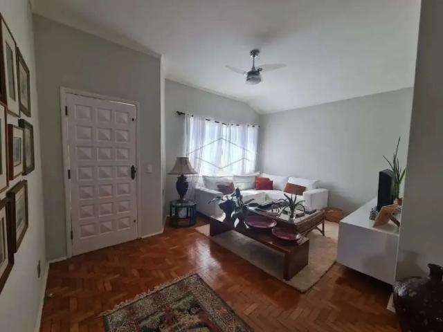 Casa / Sobrado para Venda em Lençóis Paulista/SP Parque Residencial São José 3 Quartos